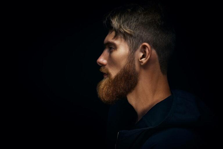 Comment lisser sa barbe efficacement ? - Beautybienetre.fr